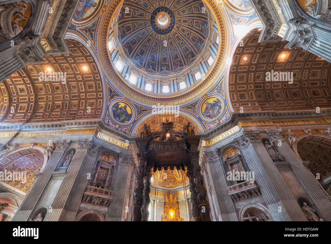 Basilica san pietro hi-res stock photography and images - Alamy