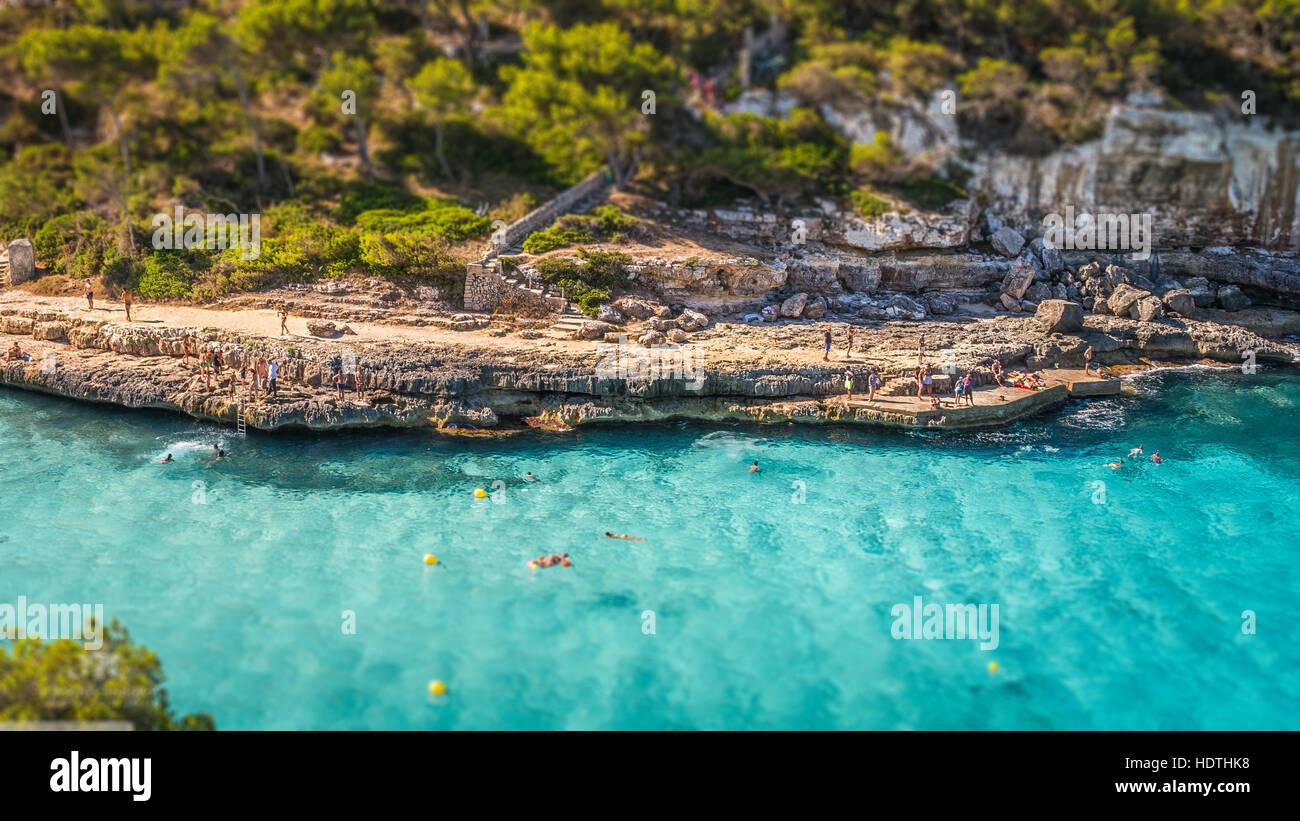 Pool of sea water hi-res stock photography and images - Alamy