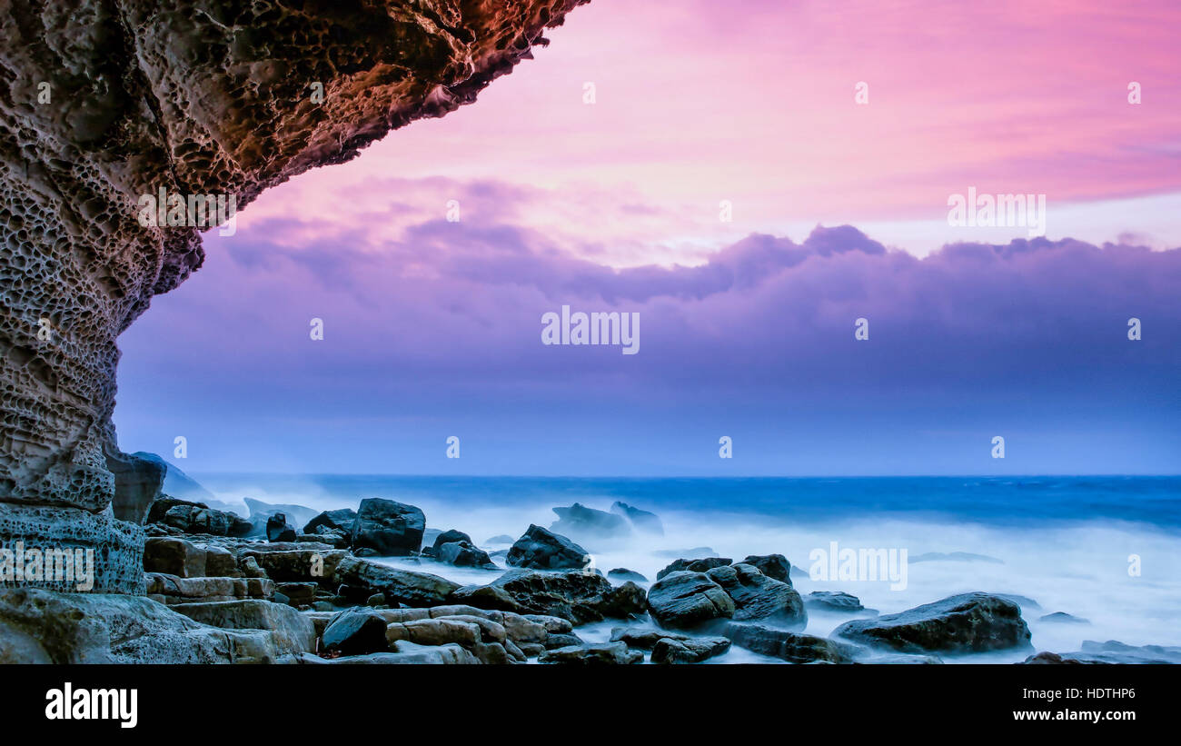Cold water beach hi-res stock photography and images - Alamy