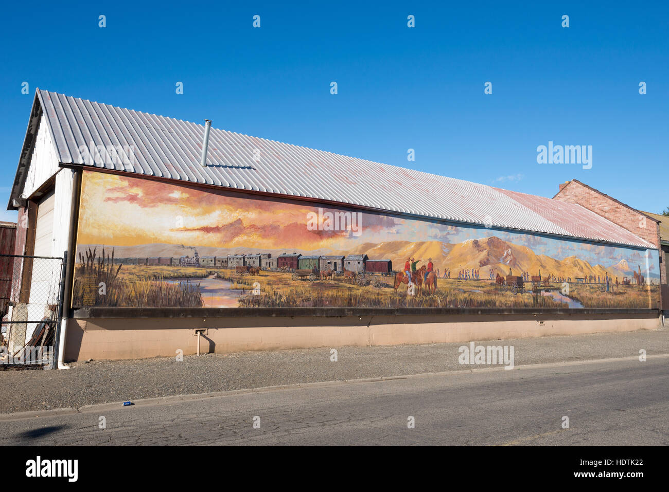 Train mural hi-res stock photography and images - Alamy