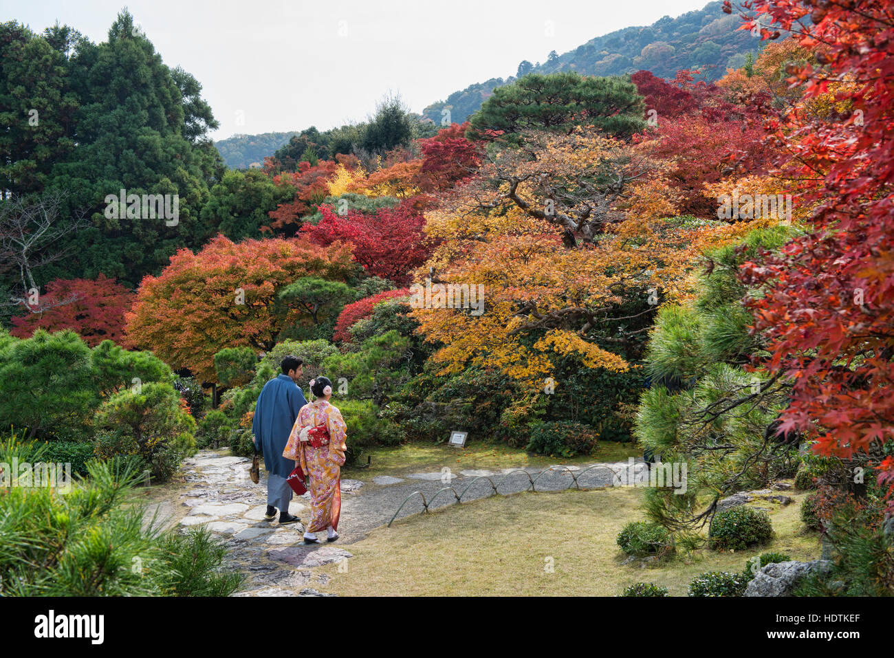 Enjoying autumn colors in the Okochi Sanso Villa garden Kyoto, Japan ...