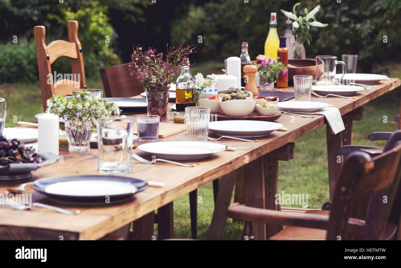 Table Dishware Decor Dinner Concept Stock Photo - Alamy
