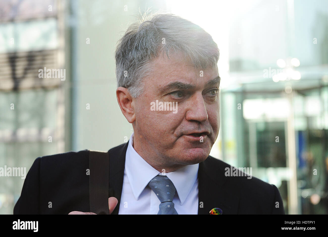 RMT General Secretary Mick Cash leaves the conciliation service Acas in ...