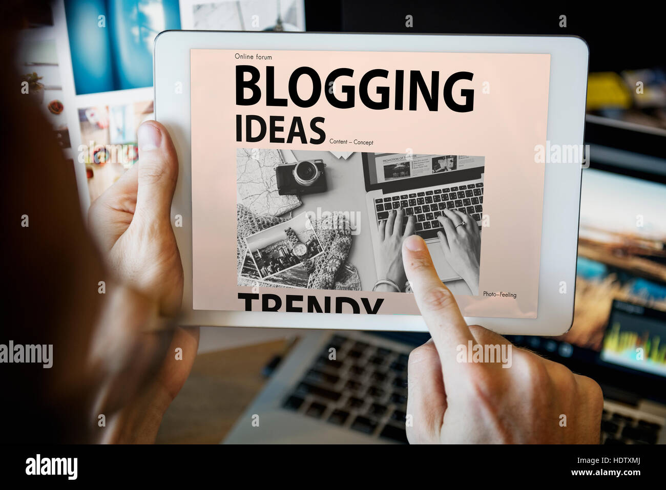Blogging Ideas Content Connecting Vision Web Concept Stock Photo - Alamy