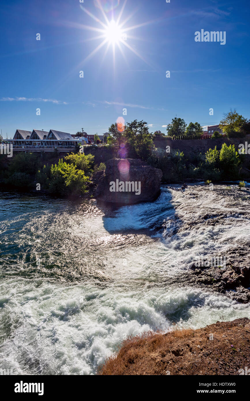 Cable ride hi-res stock photography and images - Alamy