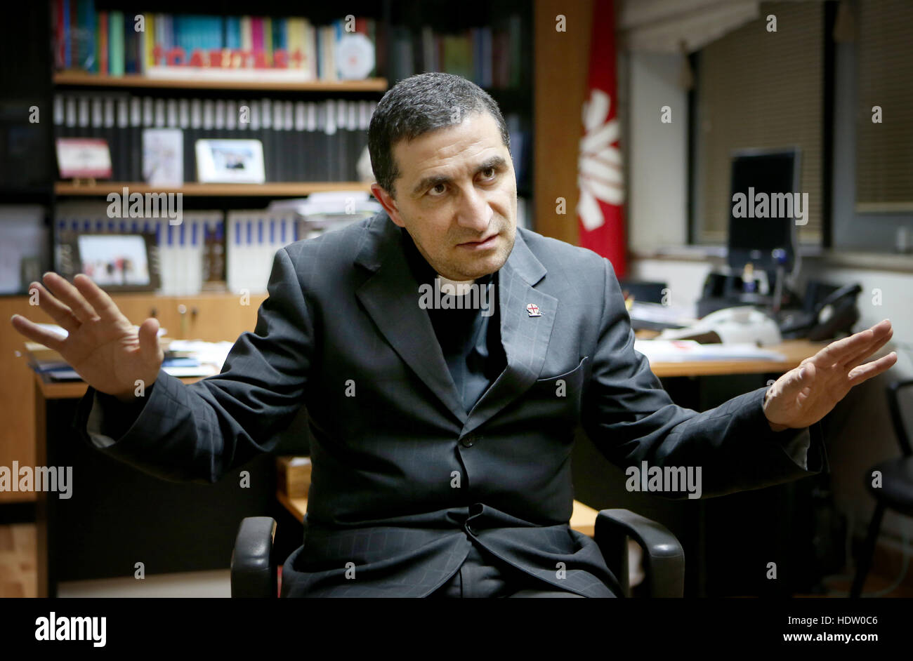 Father paul karam hi-res stock photography and images - Alamy