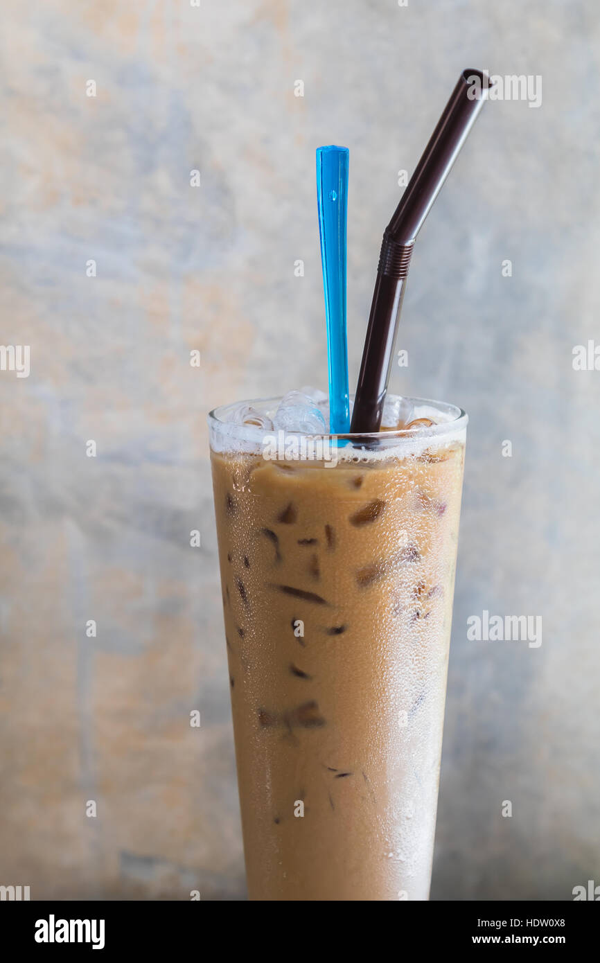 Glass ice latte coffee hi-res stock photography and images - Alamy