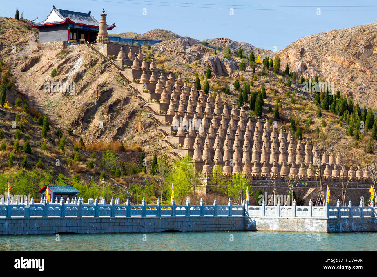 Pillar monument hi-res stock photography and images - Alamy