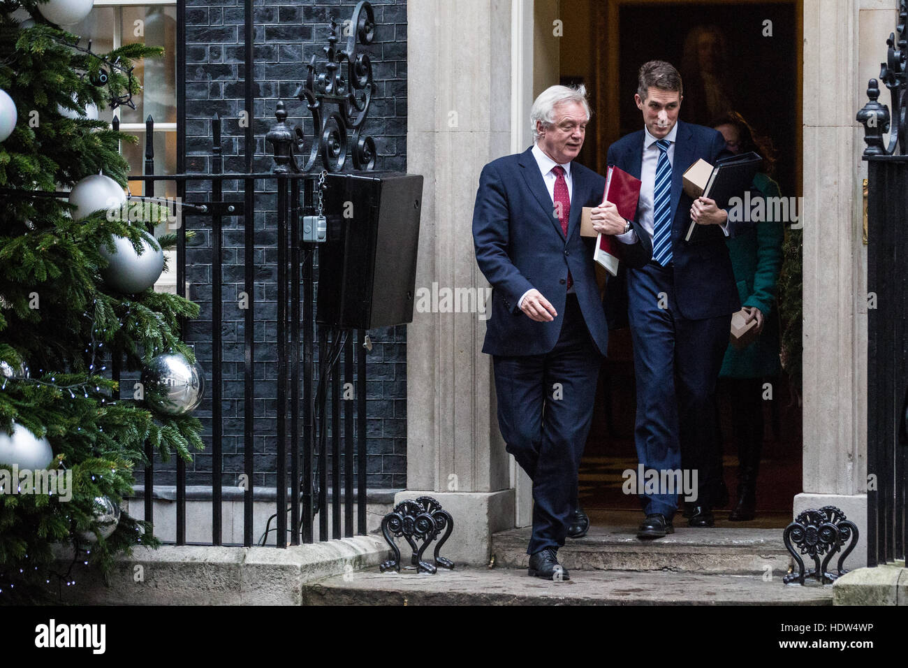 London, UK. 13th December, 2016. David Davis MP and Gavin Williamson MP ...