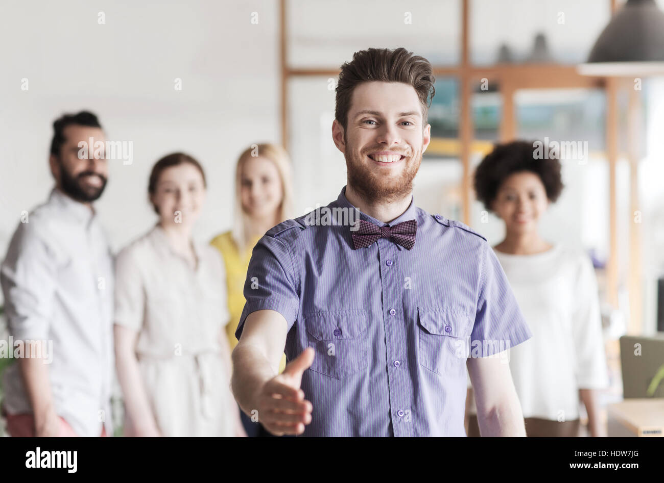 Happy office team hi-res stock photography and images - Alamy