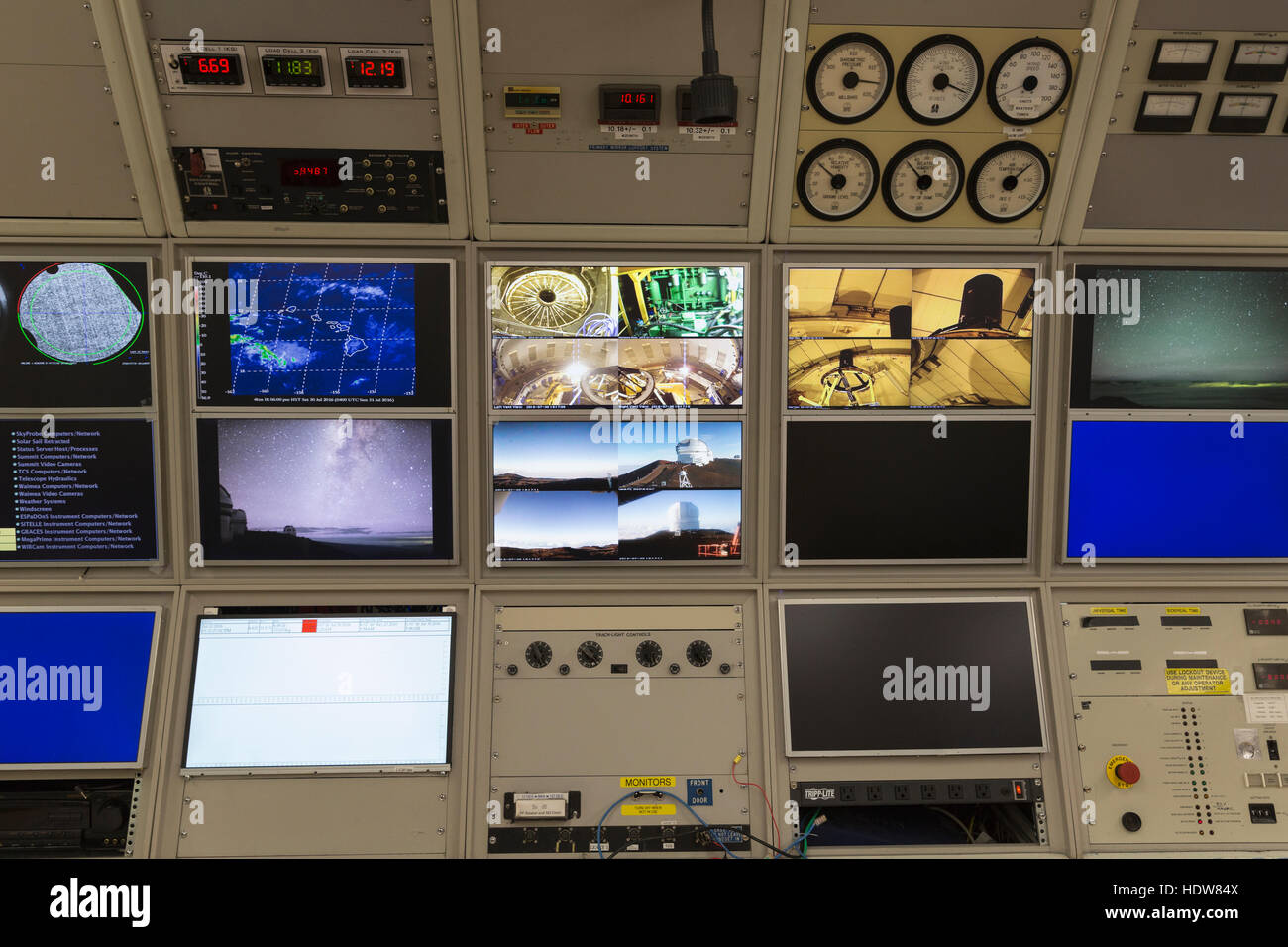 Digital control tower hi-res stock photography and images - Alamy