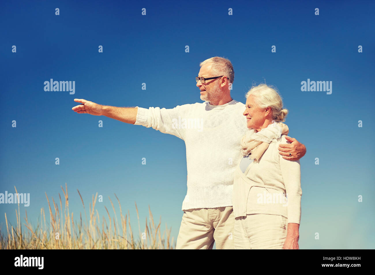 Retired people pointing love hi-res stock photography and images - Alamy