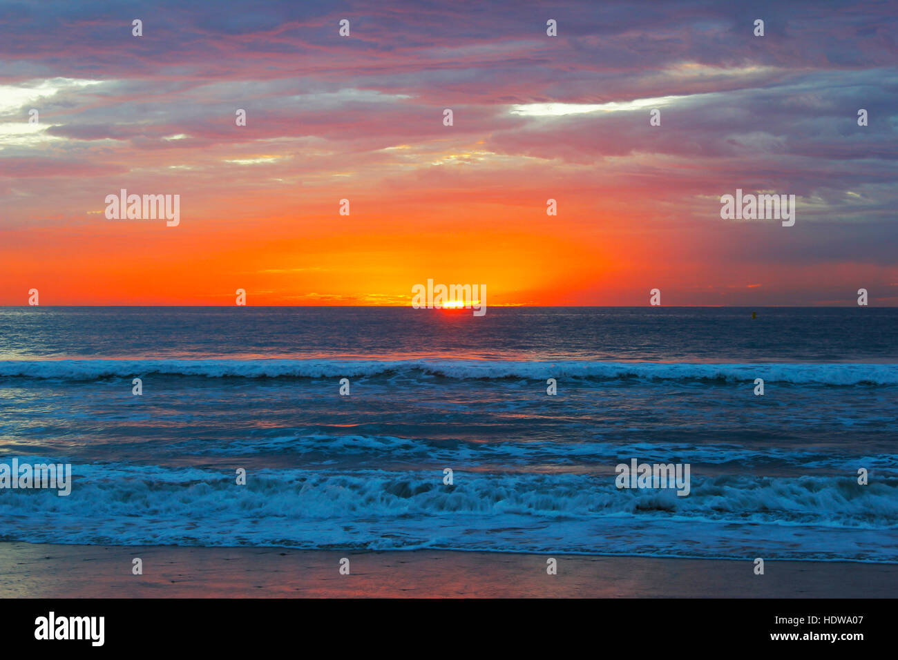 Stunning ocean sunset Stock Photo - Alamy