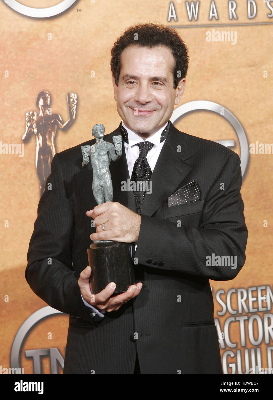 Tony shalhoub monk hi-res stock photography and images - Alamy