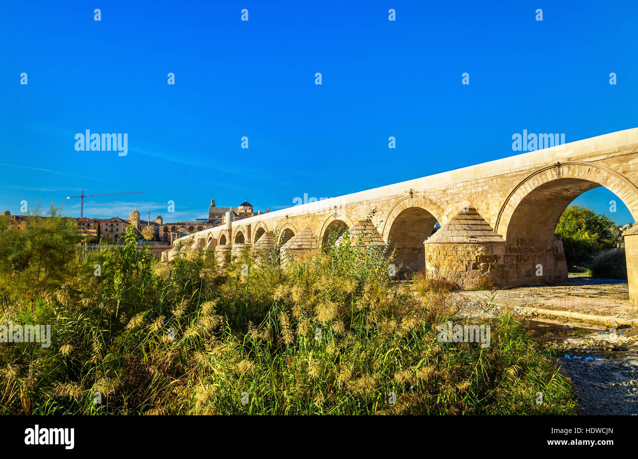 Roman architecture in spain hi-res stock photography and images - Alamy
