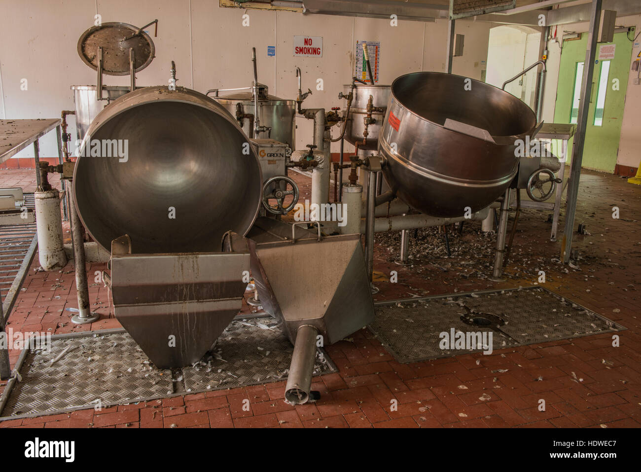 Hospital kitchen hi-res stock photography and images - Alamy