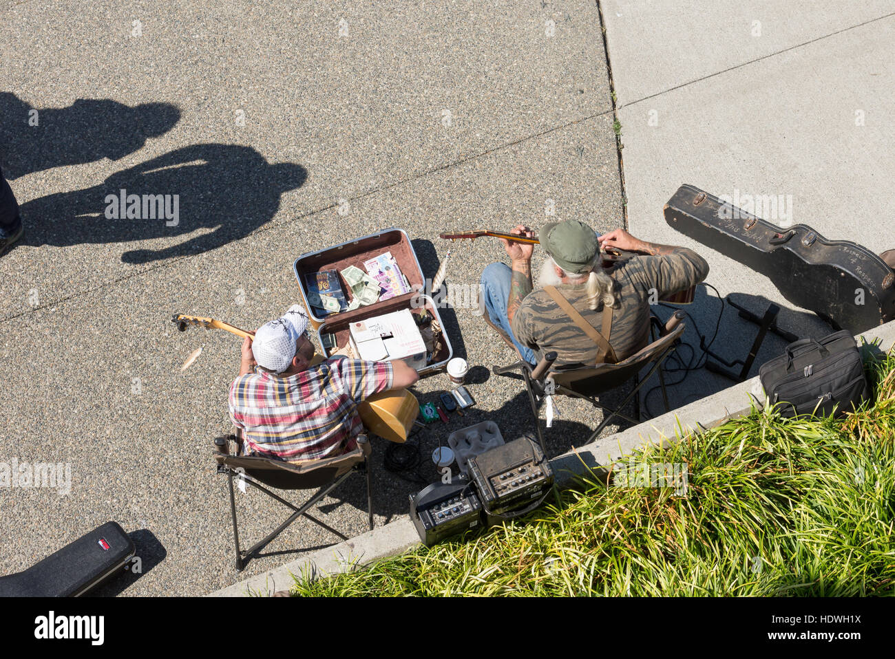 Musicians playing in Port Plaza during the annual Olympia Harbor Days ...