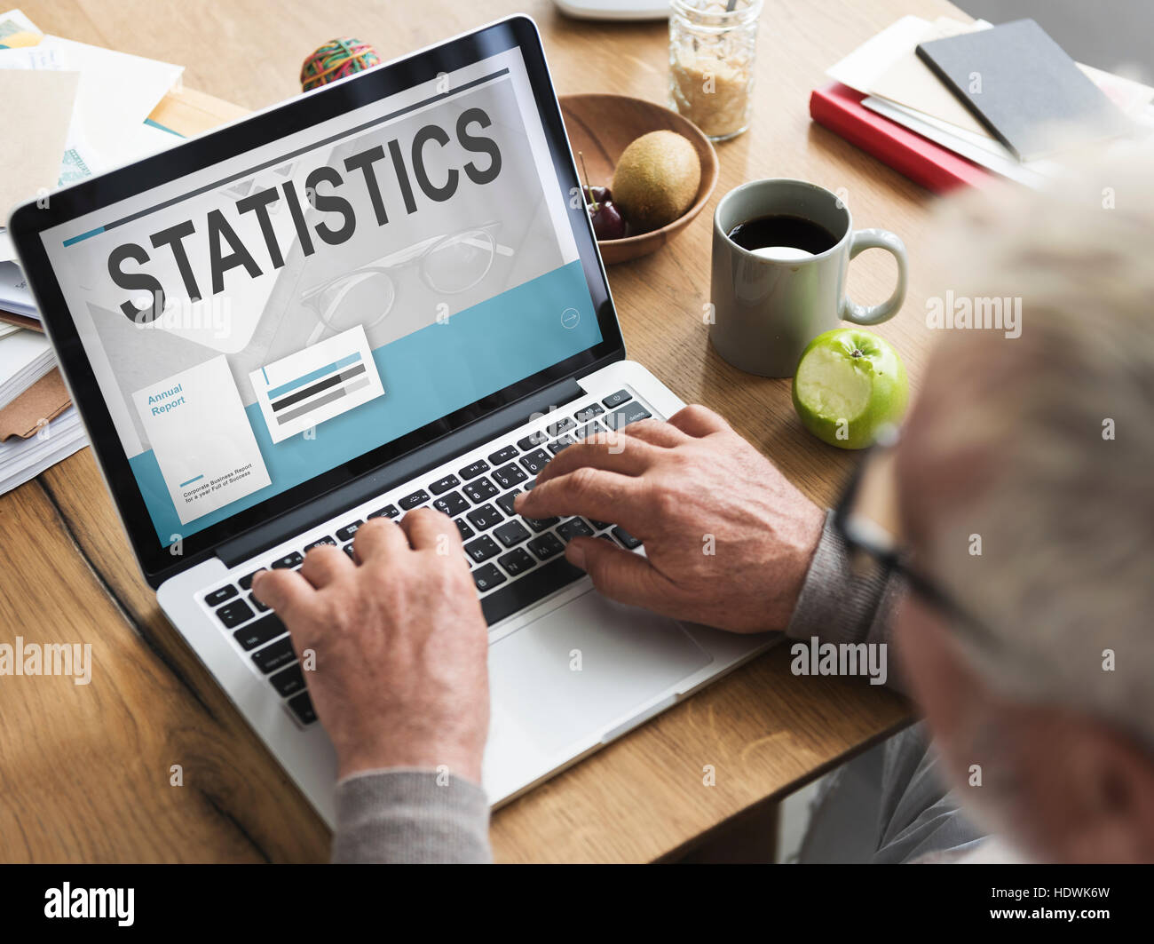 Performance Analysis Progress Report Summary Concept Stock Photo - Alamy