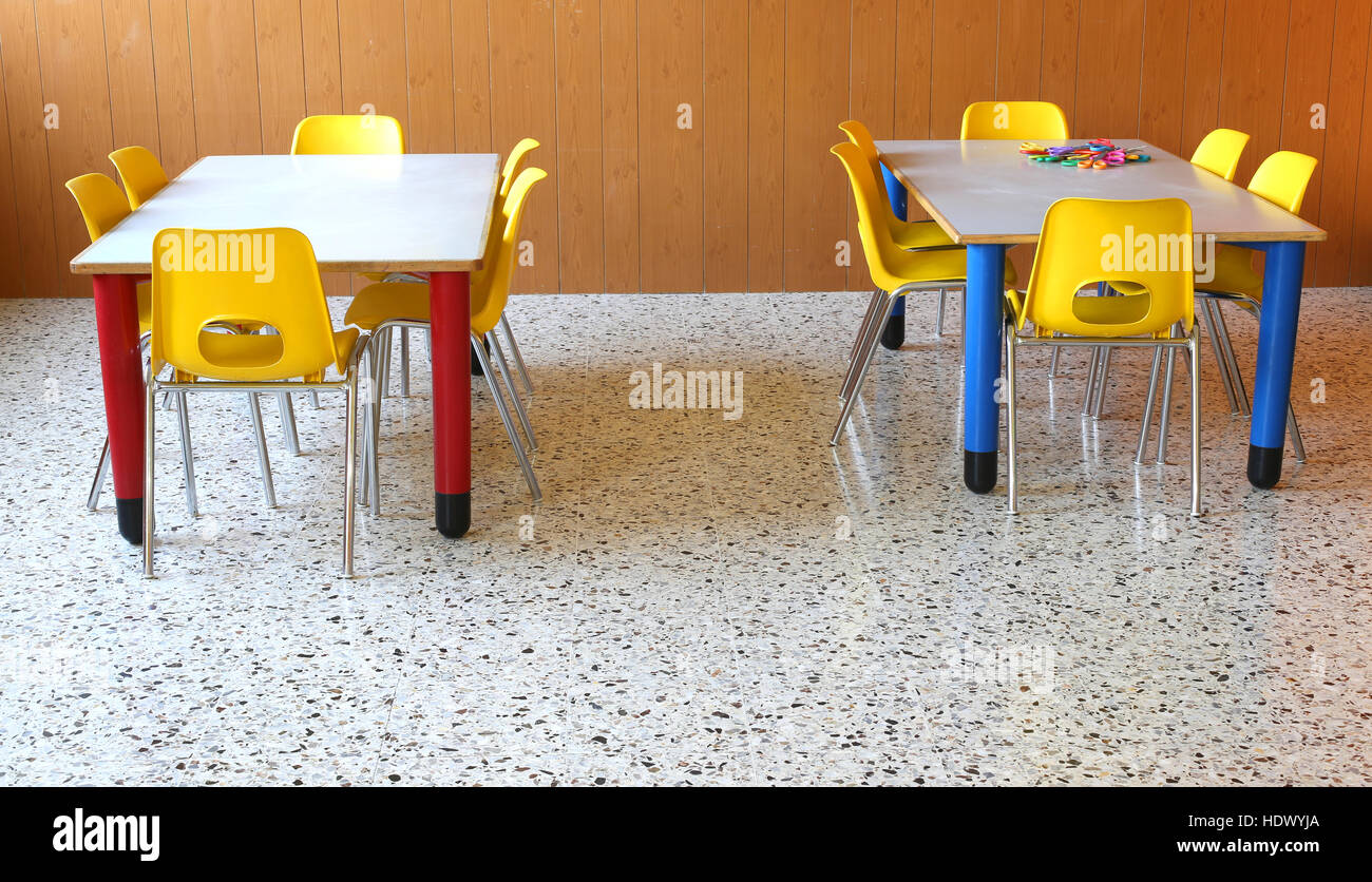 Tables chairs classroom hi-res stock photography and images - Alamy