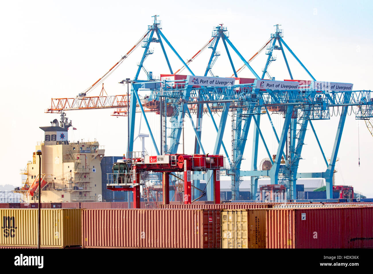 Port of Livepool, containers & stanchion cranes at Liverpool Freeport ...