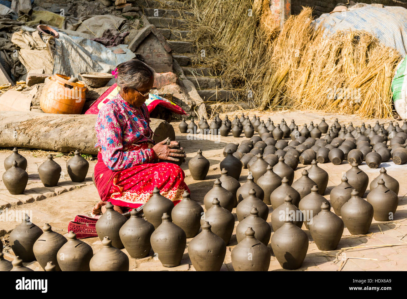 Travel pottery nepal hi-res stock photography and images - Alamy