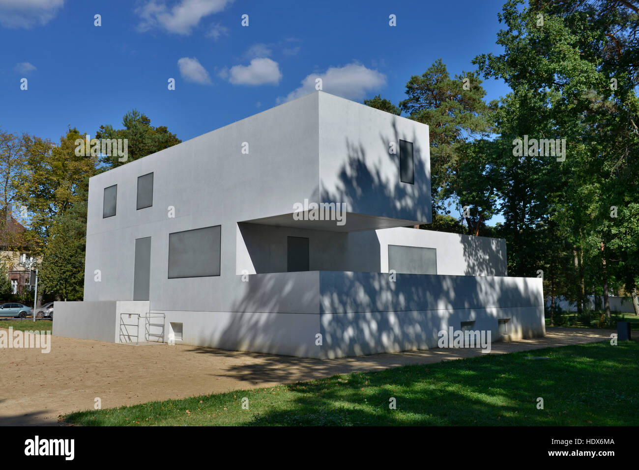 Bauhaus master house hi-res stock photography and images - Alamy
