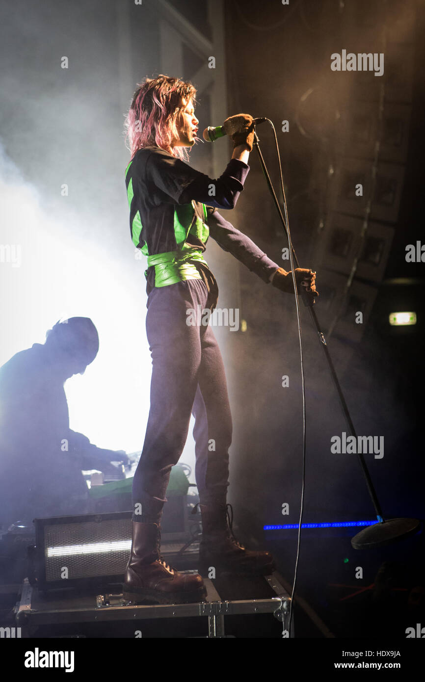 Crystal castles performs hi-res stock photography and images - Alamy