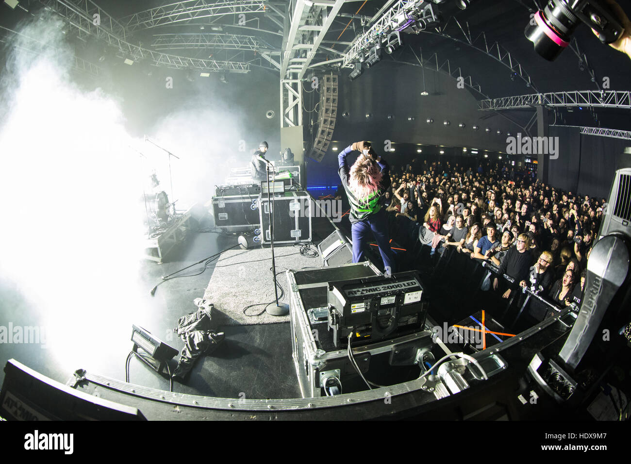 Crystal castles band hi-res stock photography and images - Alamy