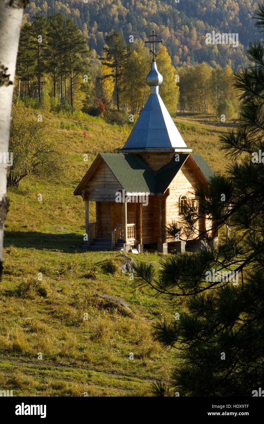 The traditional russian wooden church Stock Photo - Alamy