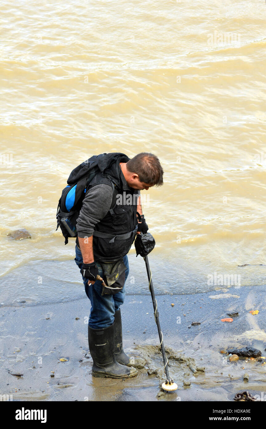 Mudlark High Resolution Stock Photography and Images - Alamy