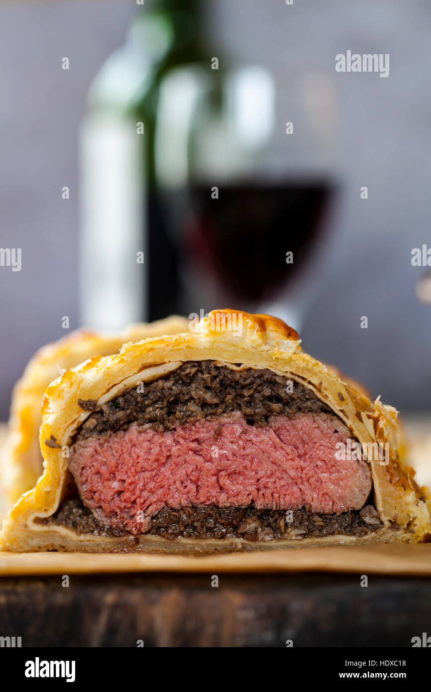 Beef wellington hi-res stock photography and images - Alamy