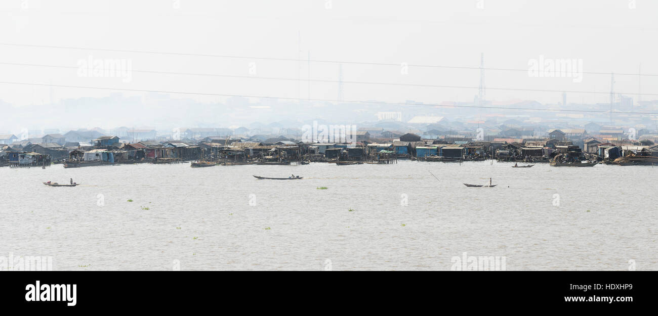 The floating slums of Lagos, Nigeria Stock Photo - Alamy
