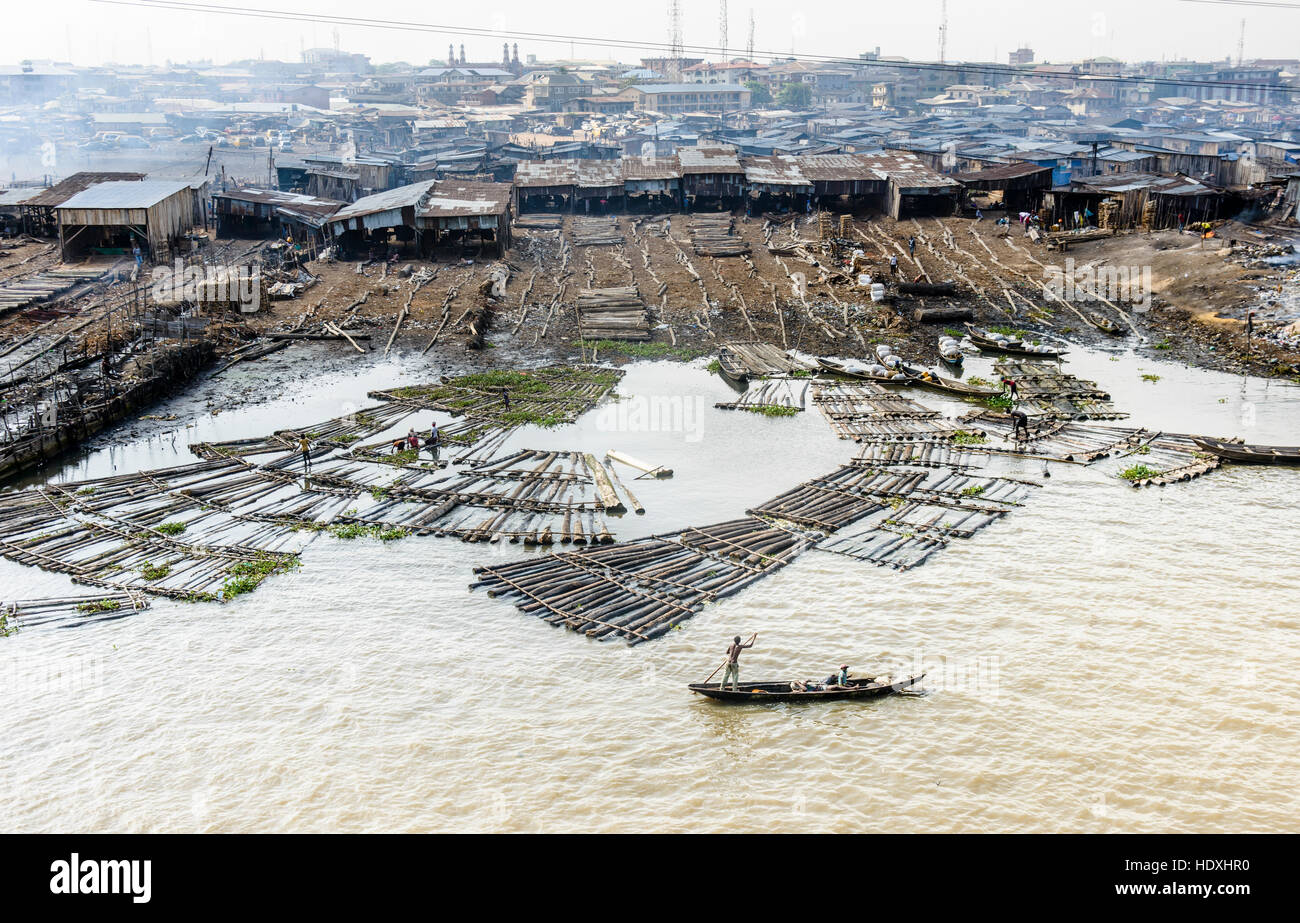 The floating slums of Lagos, Nigeria Stock Photo - Alamy
