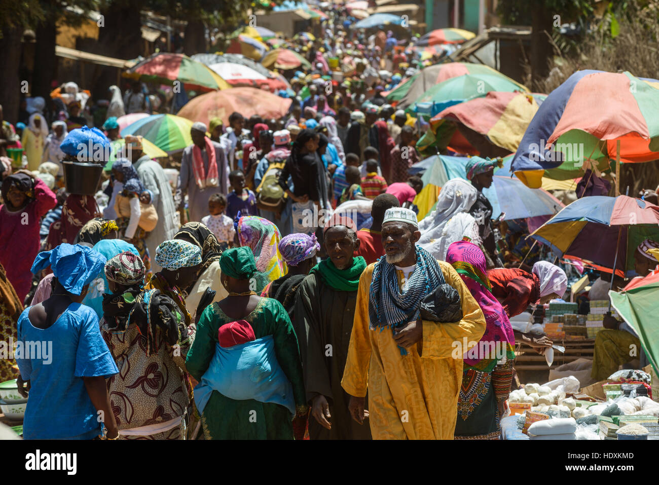 Africa mali market day in hi-res stock photography and images - Alamy