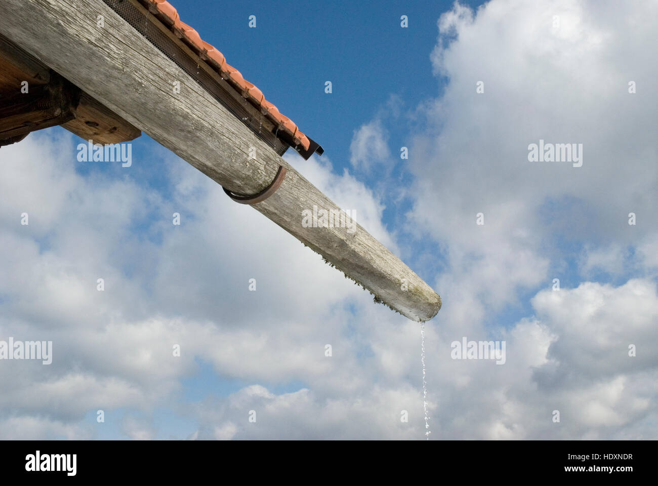 Gutters flows hi-res stock photography and images - Alamy