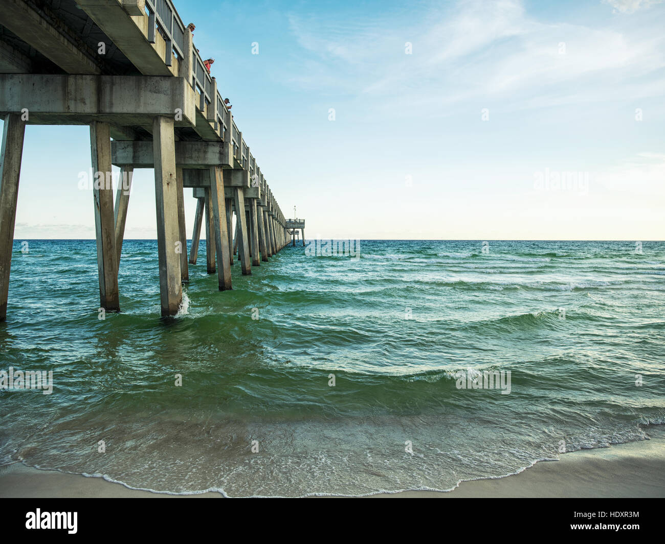 Beach ocean fishing pier hi-res stock photography and images - Alamy