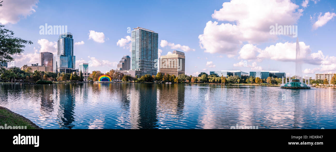 Panorama of Downtown Orlando at Lake Eola Park Stock Photo - Alamy