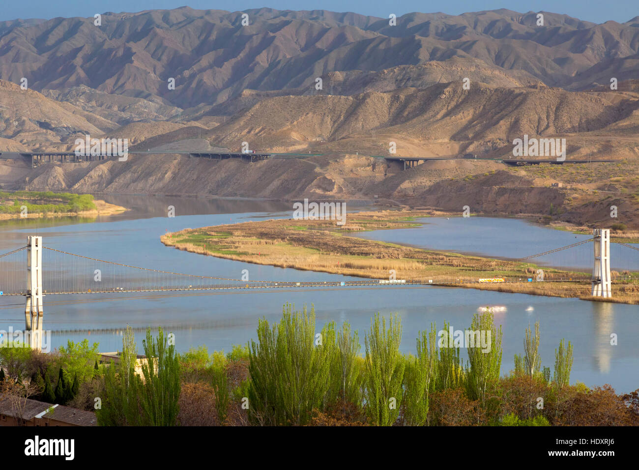 Bridge on Yellow River, Shapotou Tourism Area, Zhongwei, Ningxia, China ...
