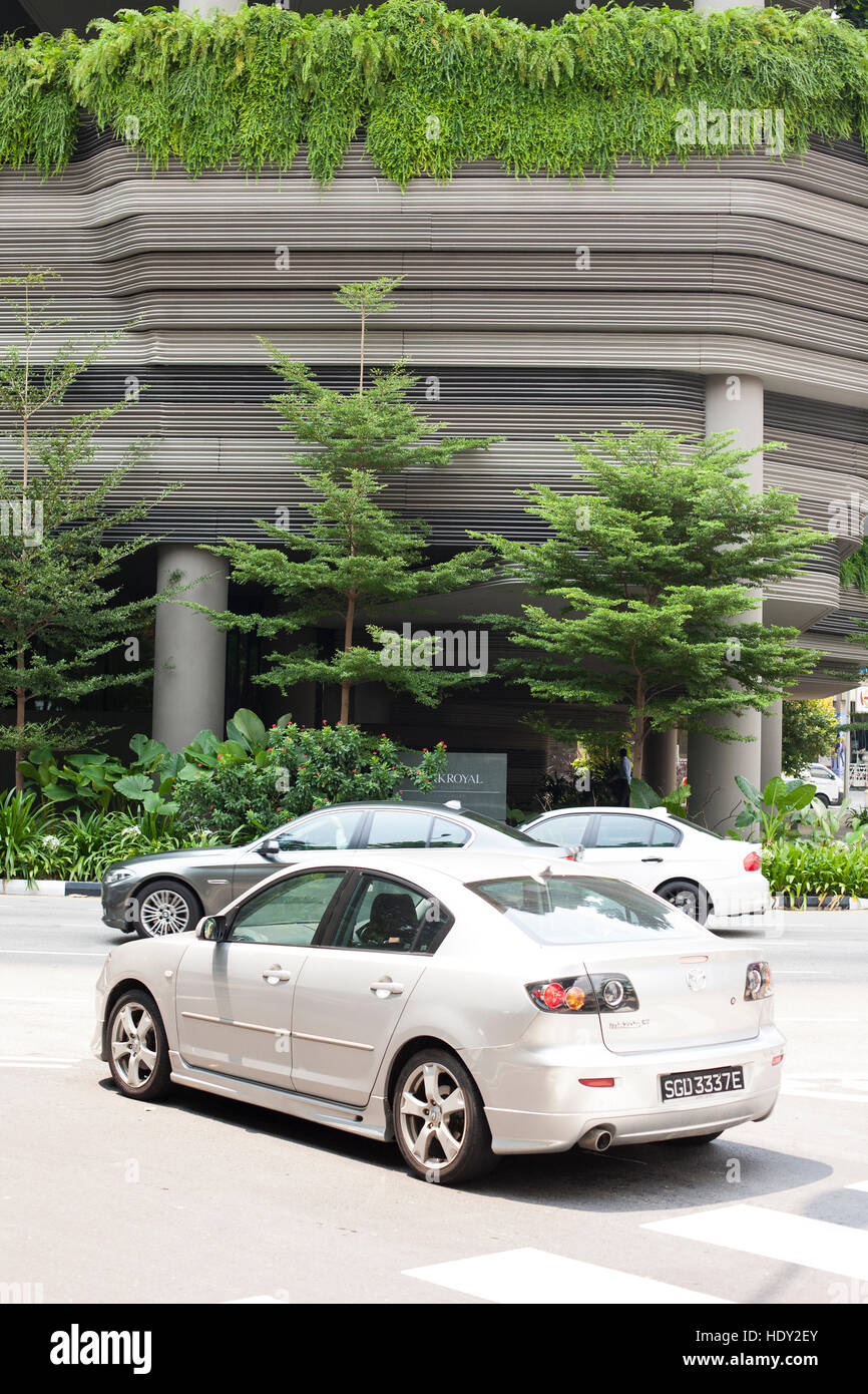 Premium cars hi-res stock photography and images - Alamy