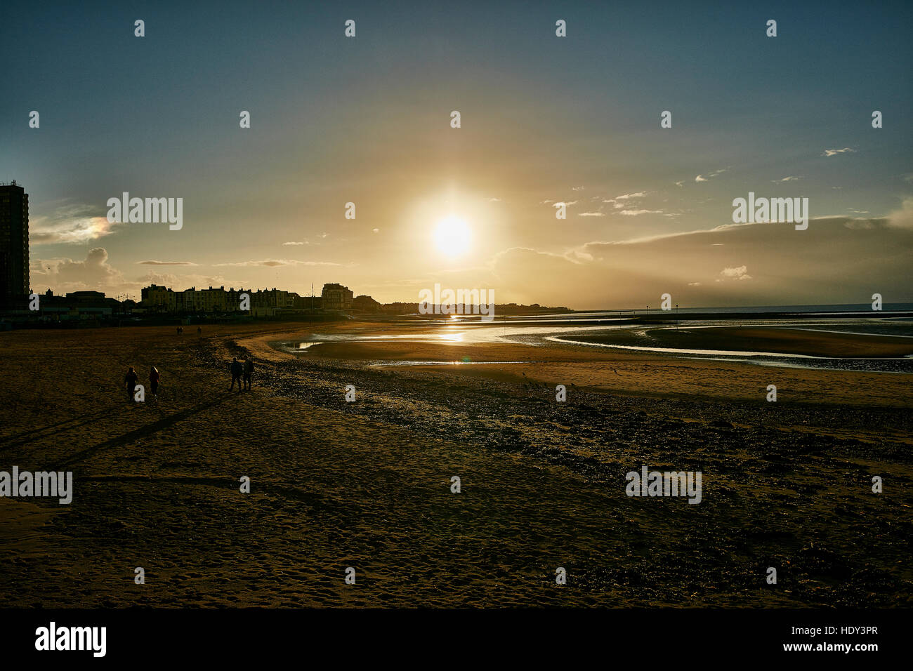 Storm in margate hi-res stock photography and images - Alamy