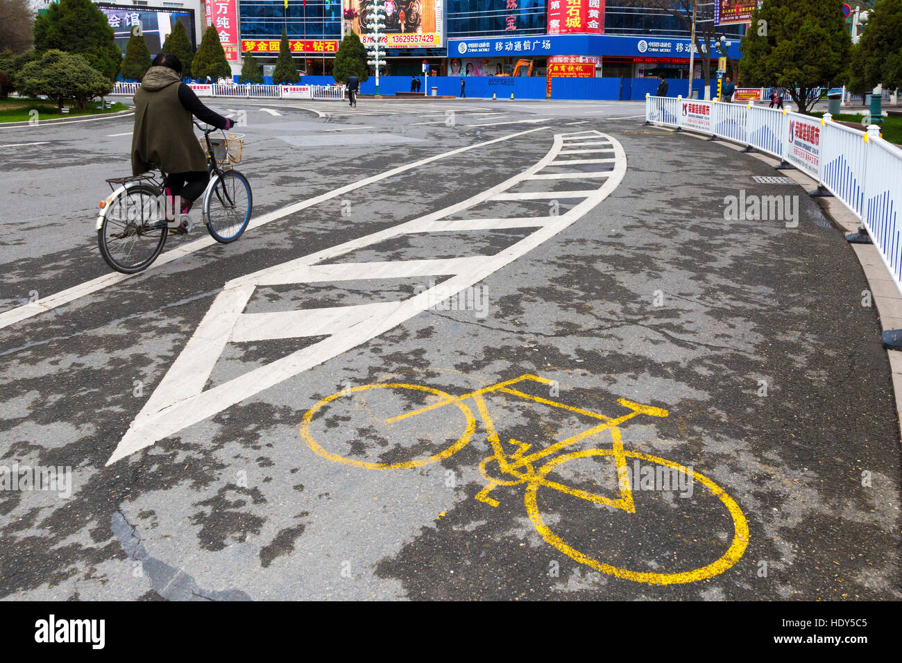 Chinese Bicycle Lane, Zhongwei, China Stock Photo - Alamy