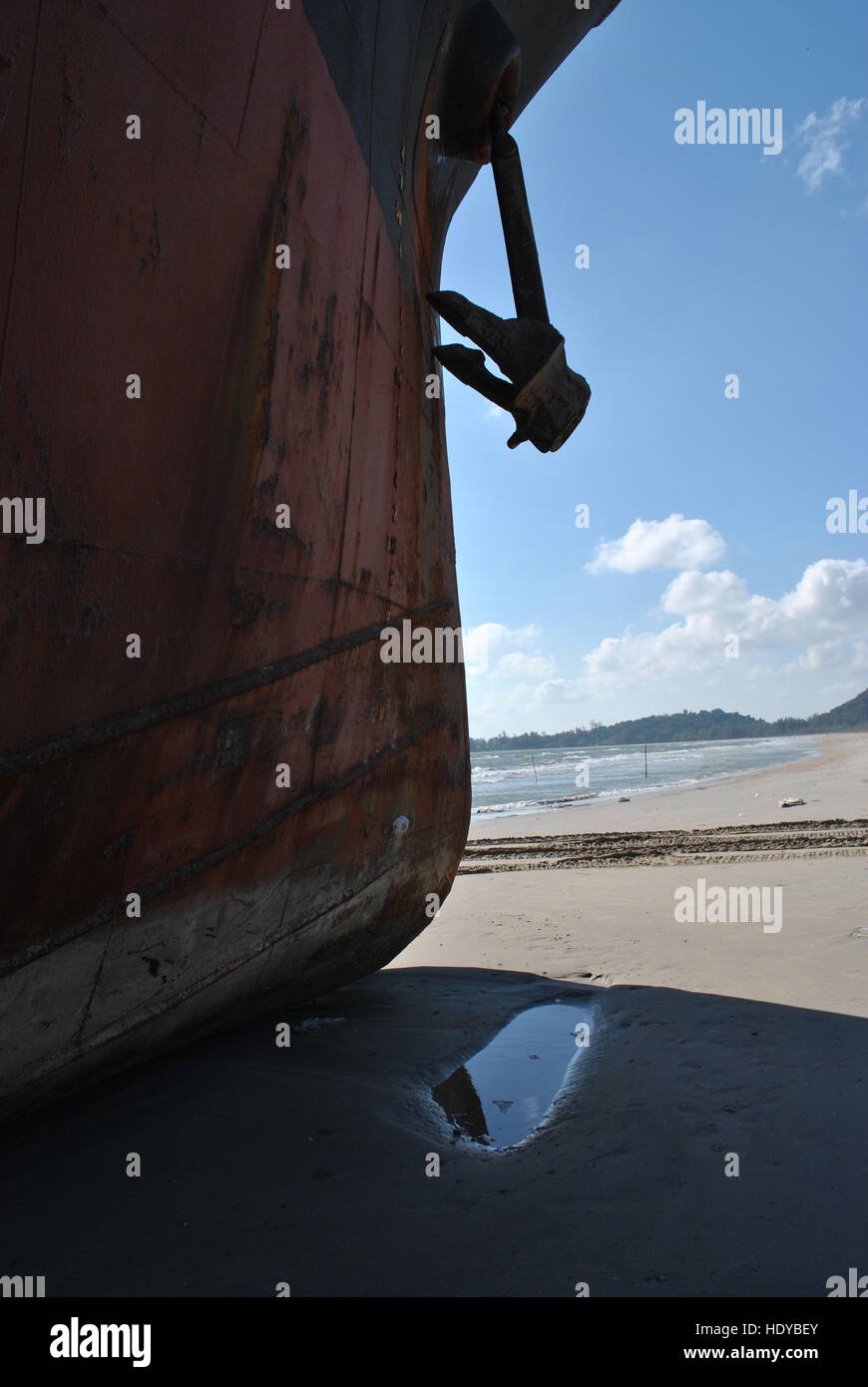 Ran aground oil tanker ship in Thailand Stock Photo - Alamy