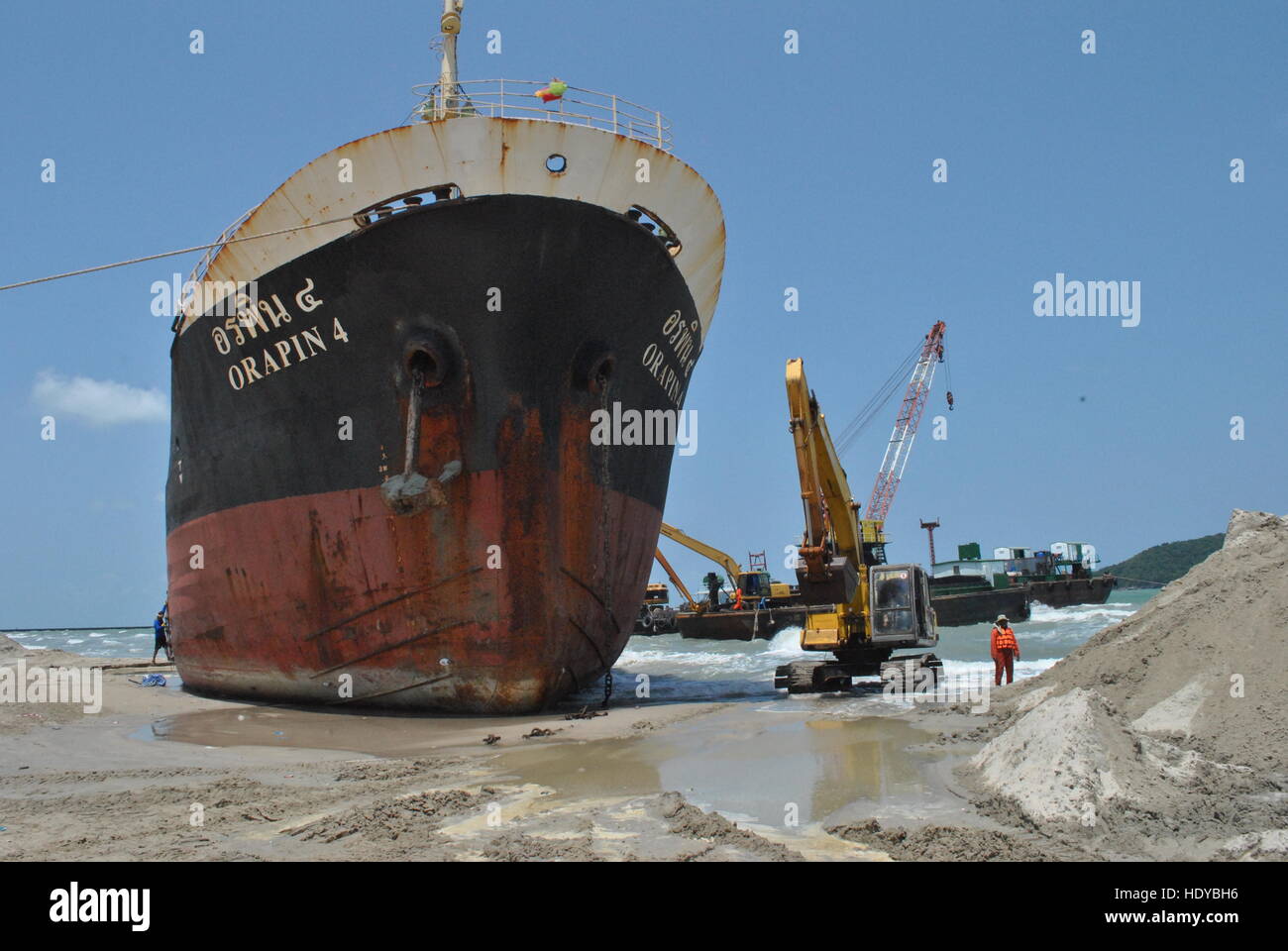 Ran aground oil tanker ship in Thailand Stock Photo - Alamy