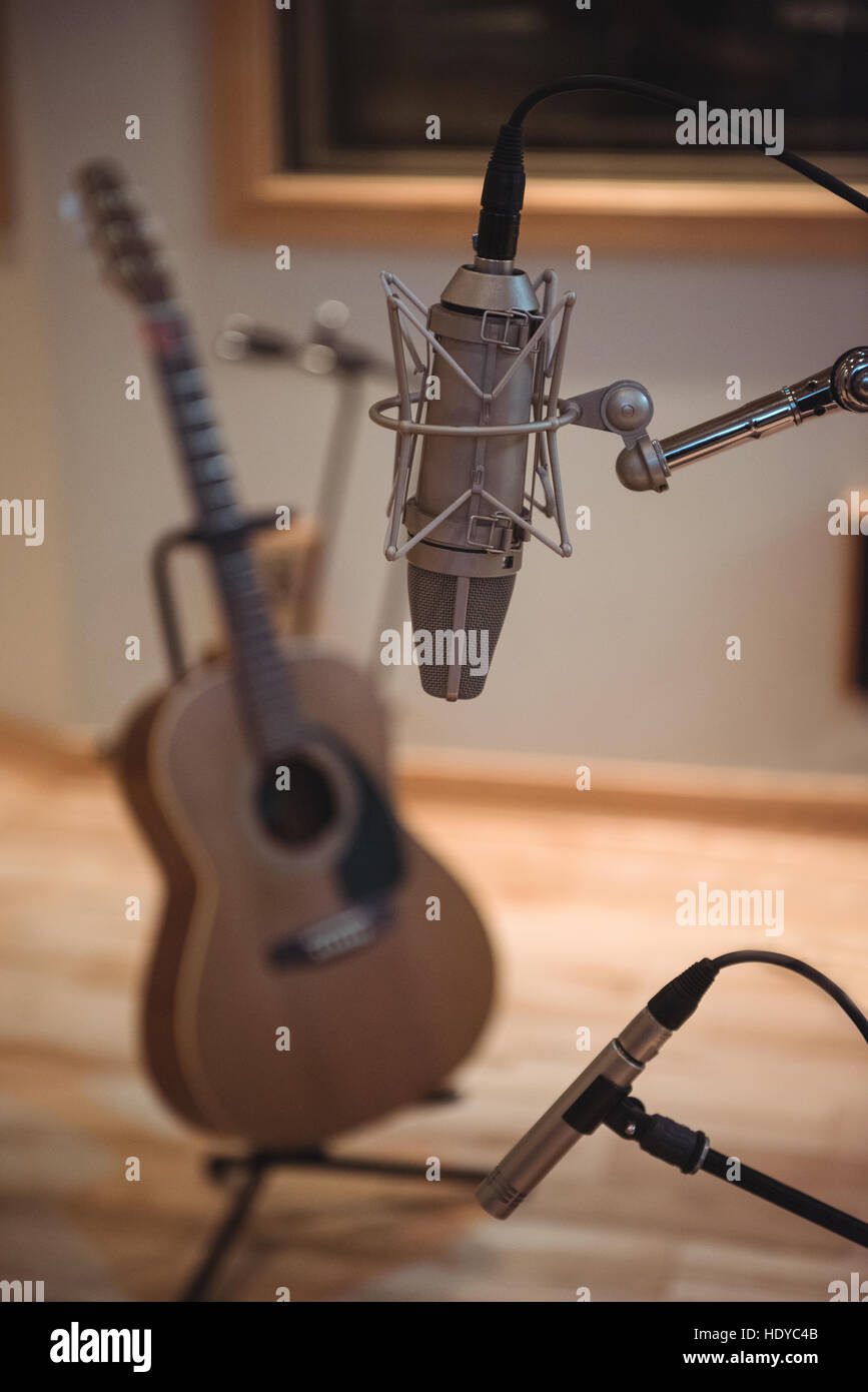 Close-up of microphone in recording studio Stock Photo - Alamy