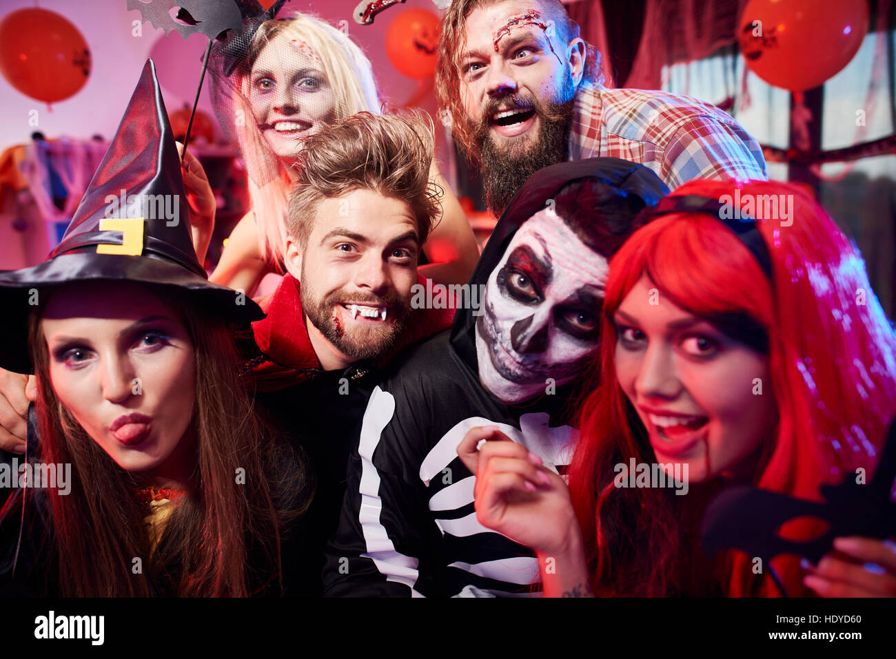 Faces nightclub hi-res stock photography and images - Alamy