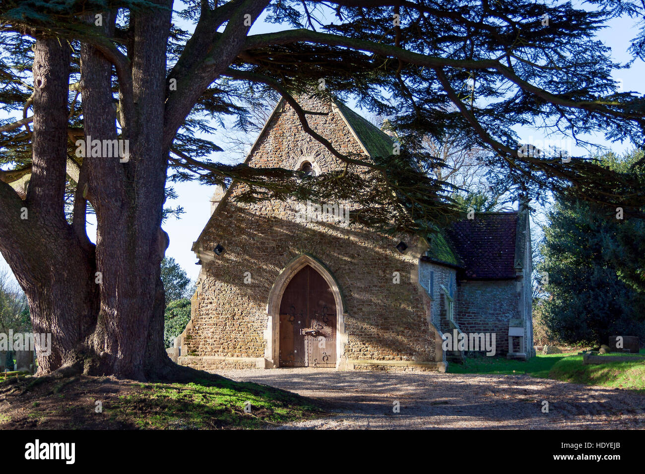 Rye church and graveyard hi-res stock photography and images - Alamy