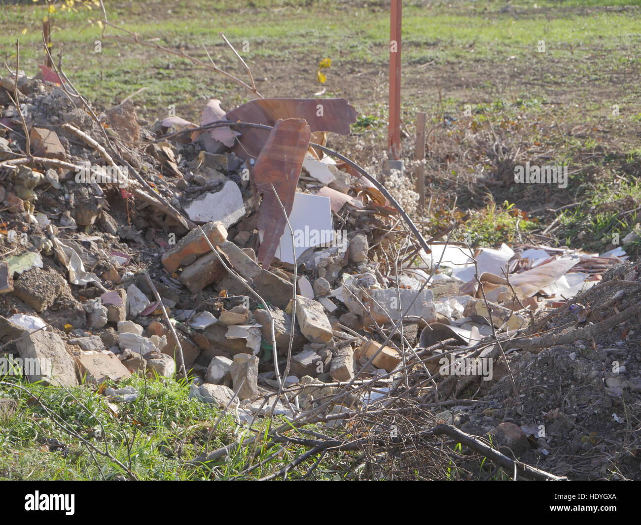 Rubble debris damage hi-res stock photography and images - Alamy