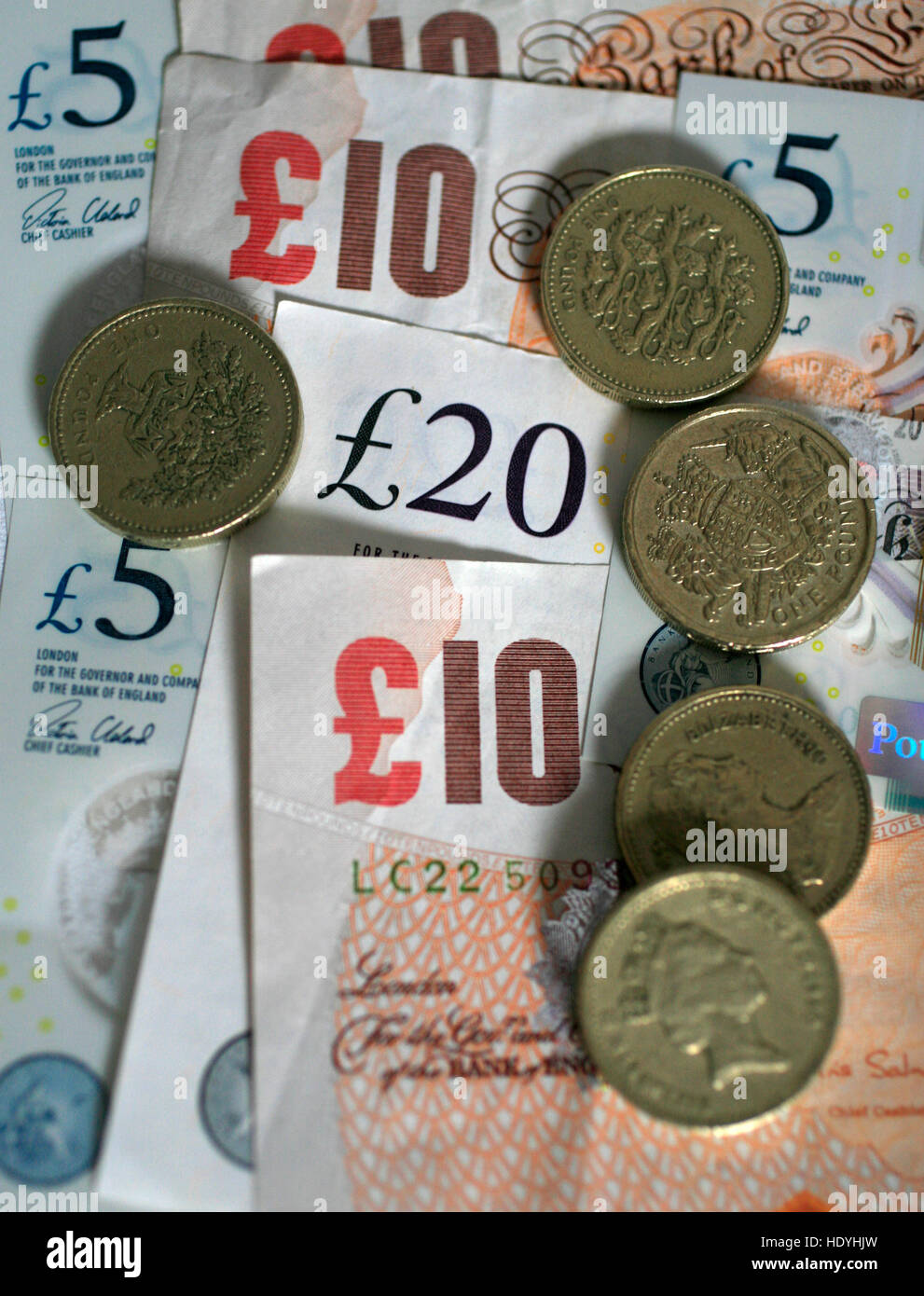 Cash money notes hi-res stock photography and images - Alamy