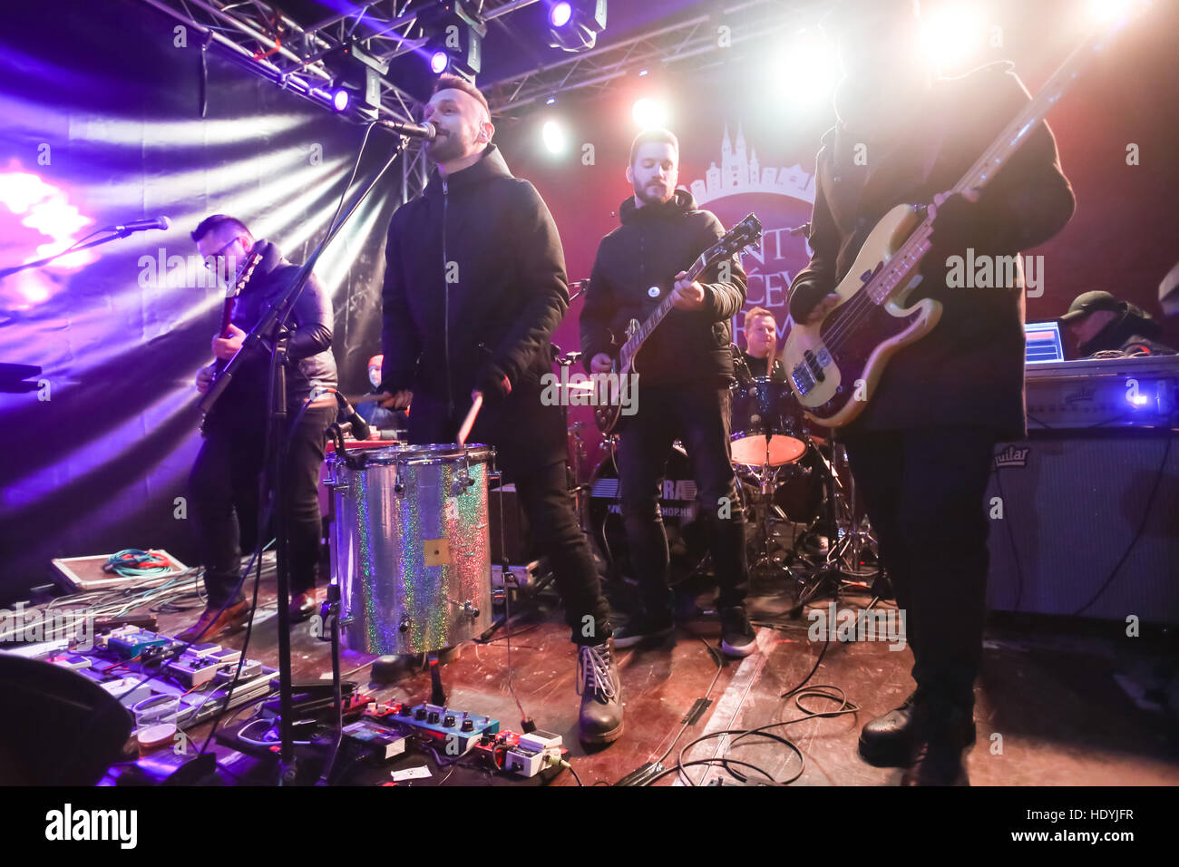 Decak hi-res stock photography and images - Alamy