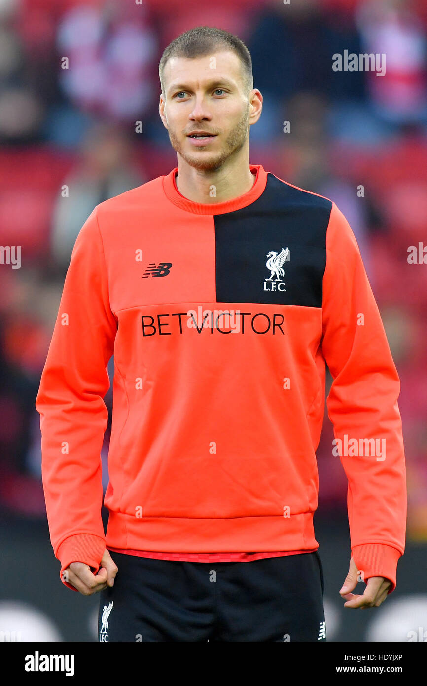 Liverpool's Ragnar Klavan during the warm up Stock Photo - Alamy